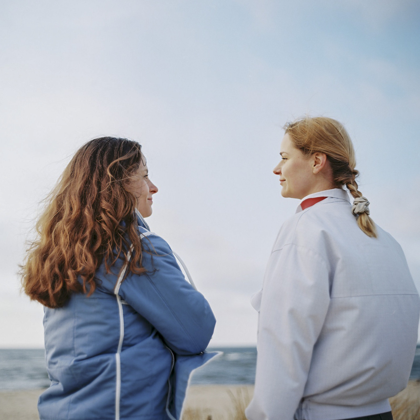 15 questions | Interview | Hania Rani & Dobrawa Czocher | Curious about ...