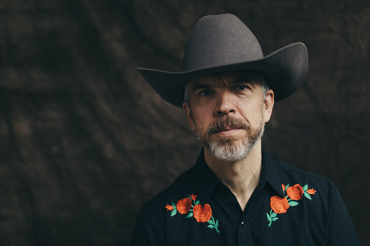 15 questions | Interview | Dan Whitaker | Blurry Turns Clear