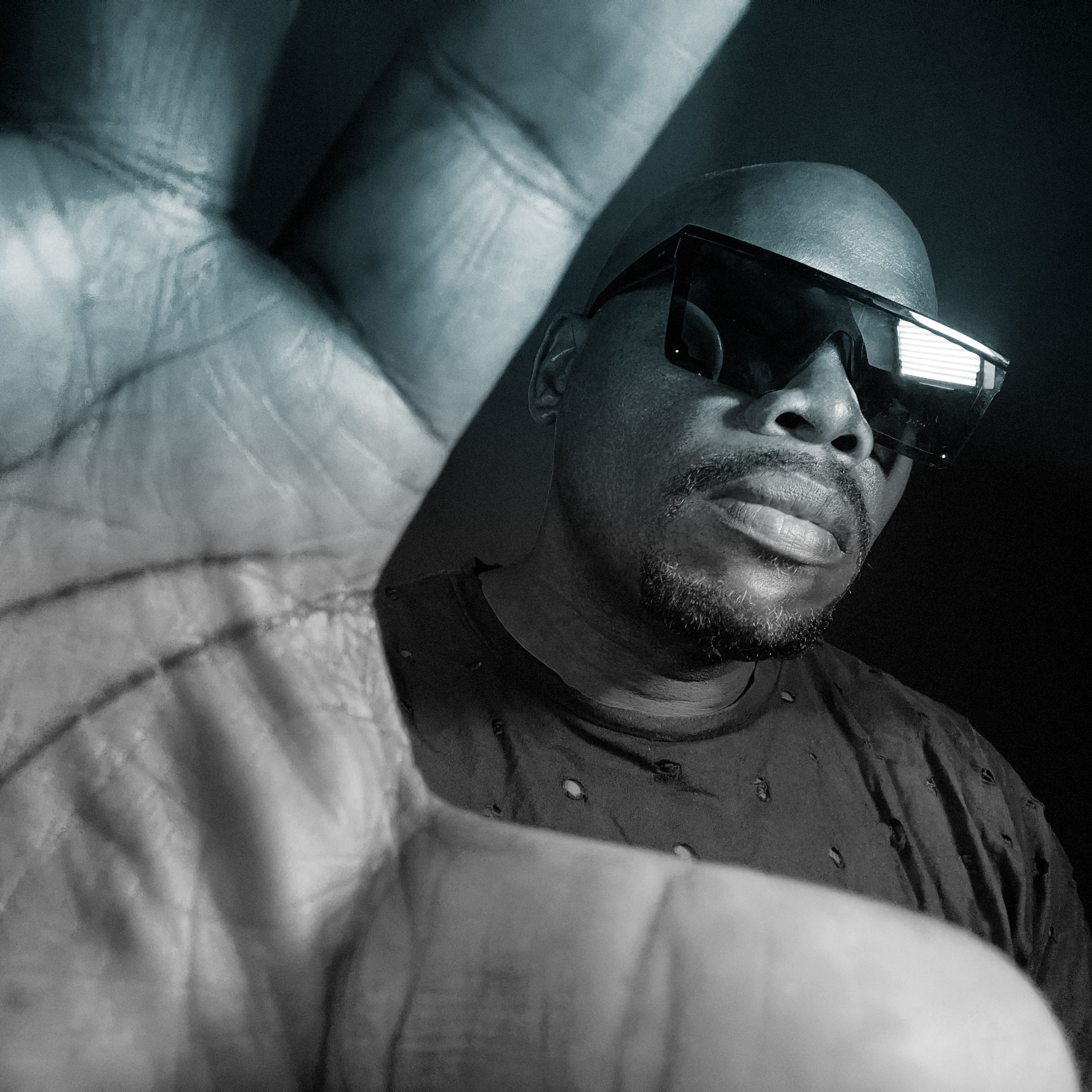 15 questions | Interview | Roland Clark | Butt Naked Blasting