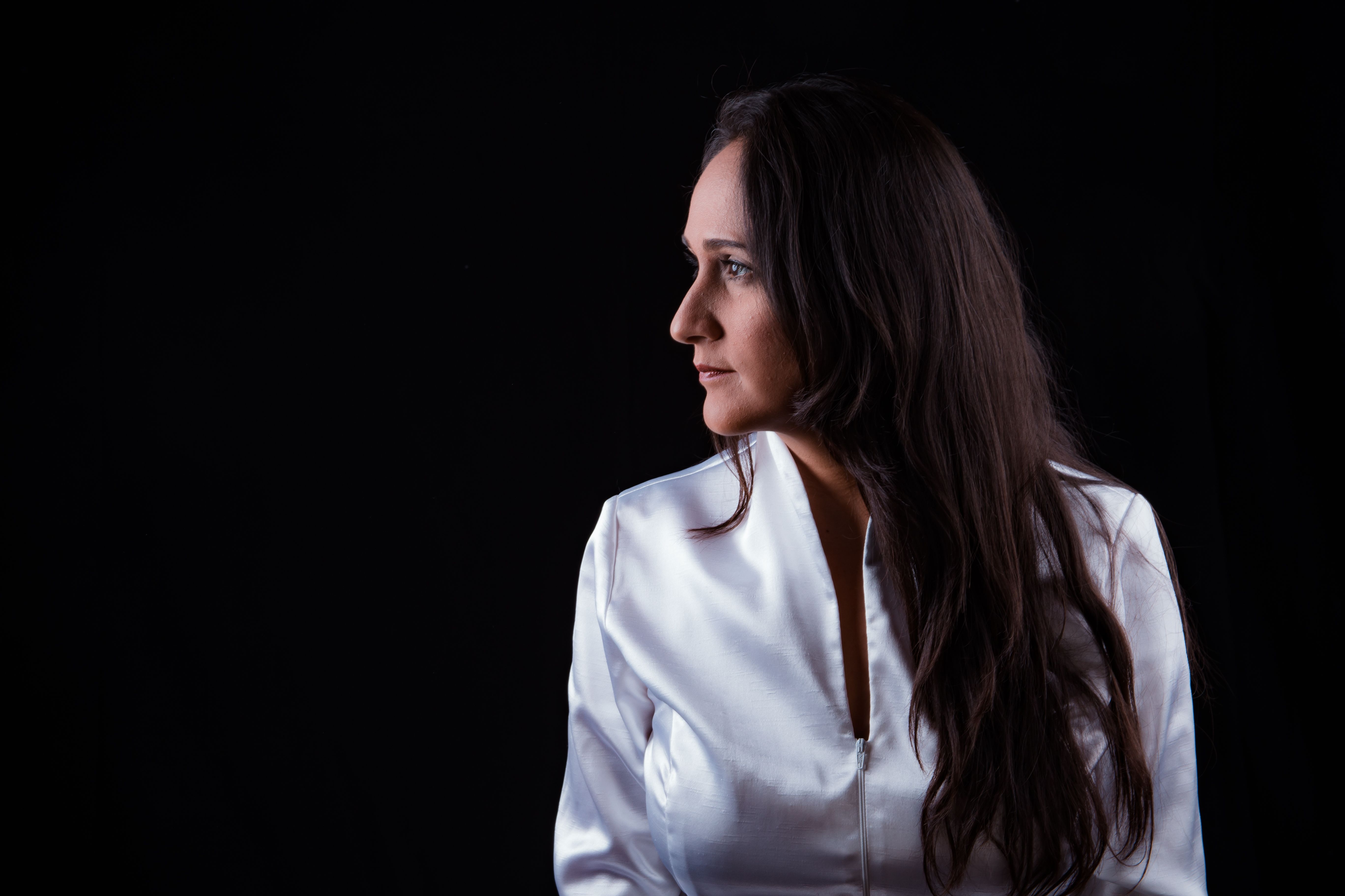 15 questions | Interview | Simone Menezes | Shifting the paradigm