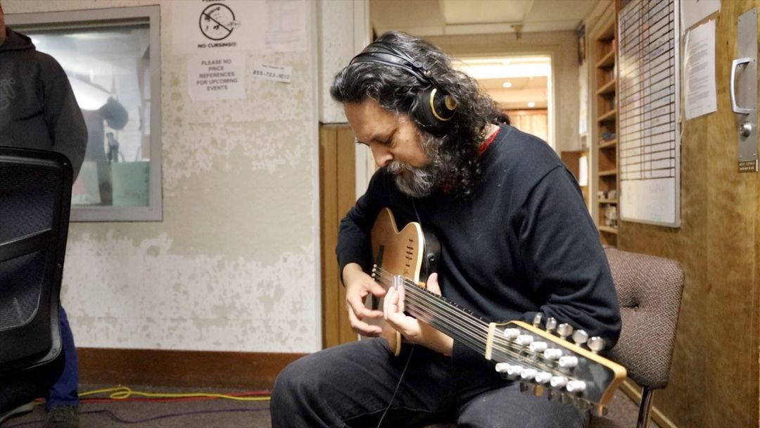 15 questions | Interview | Ernesto Diaz-Infante | "Writing music on ...