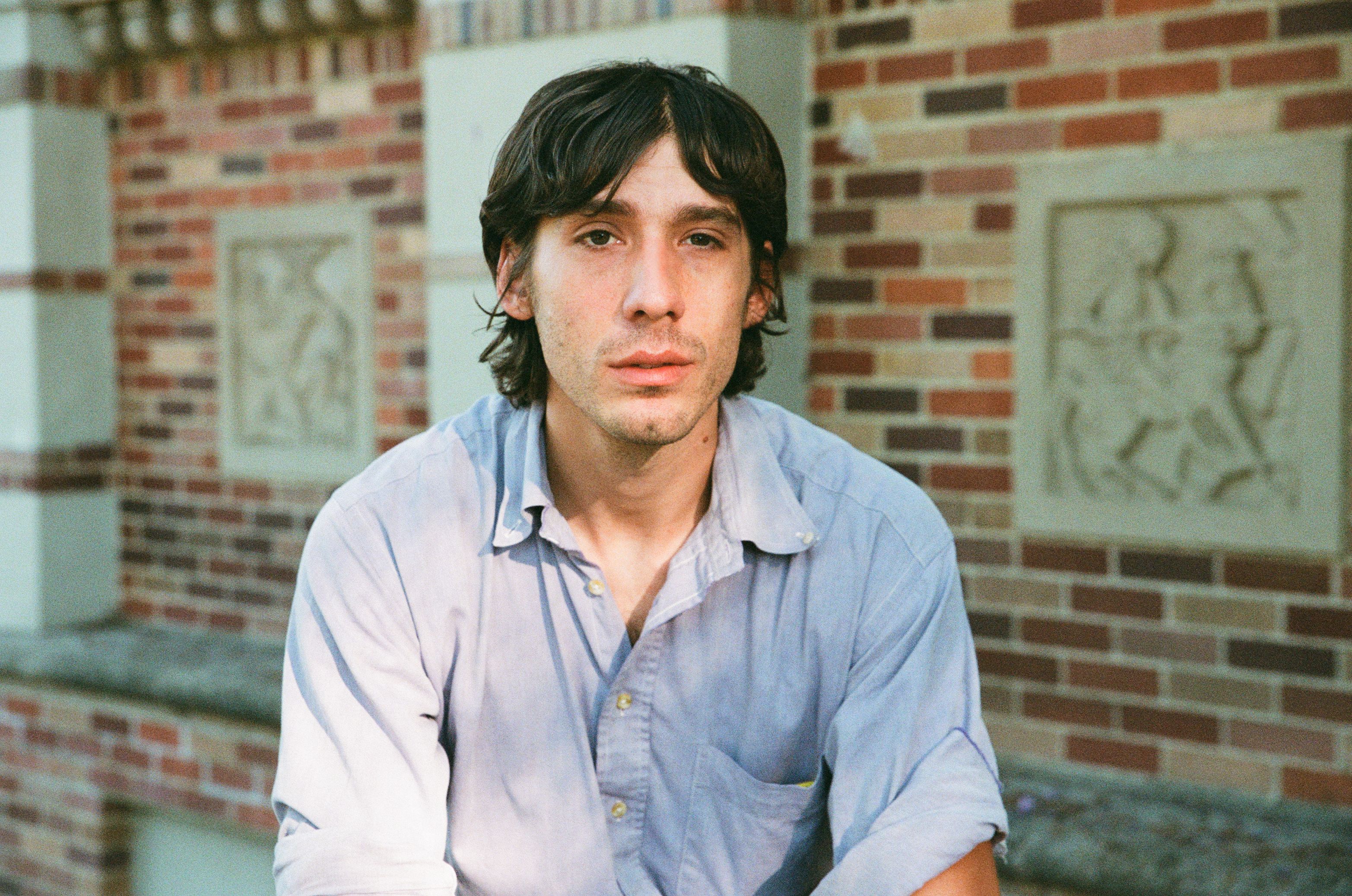 15 questions | Interview | Sam Burton | "Writing a song is like a cat ...