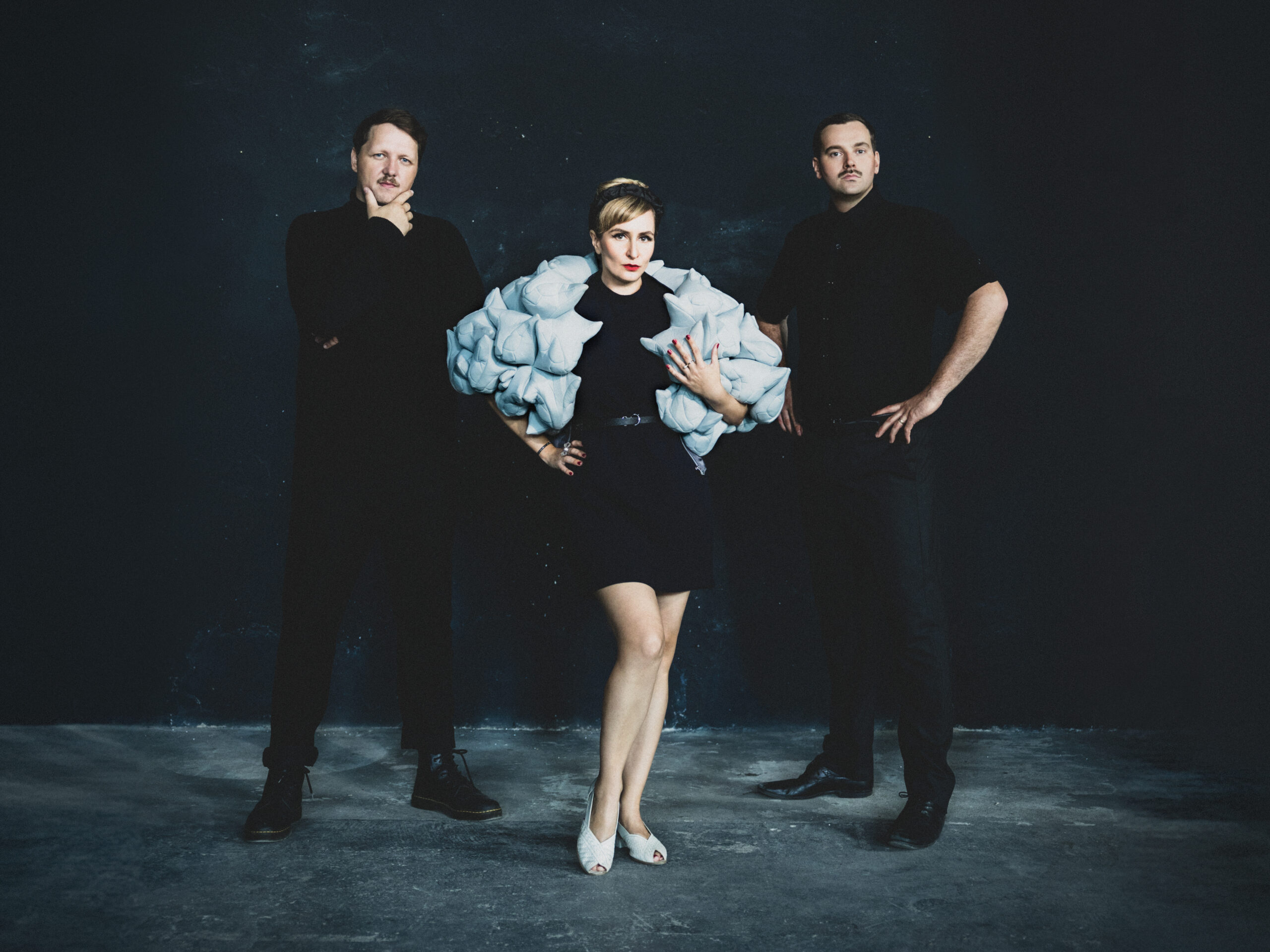 15 questions | Interview | Dina Summer | The Berlin trio places ...